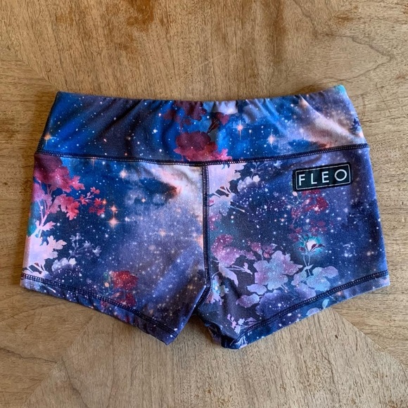 Fleo | Shorts | Fleo Big Bang 2 Shorts | Poshmark